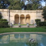Rome: Picnic Experience with Traditional Pasta in Villa Borghese - Breaking Down the Picnic Box