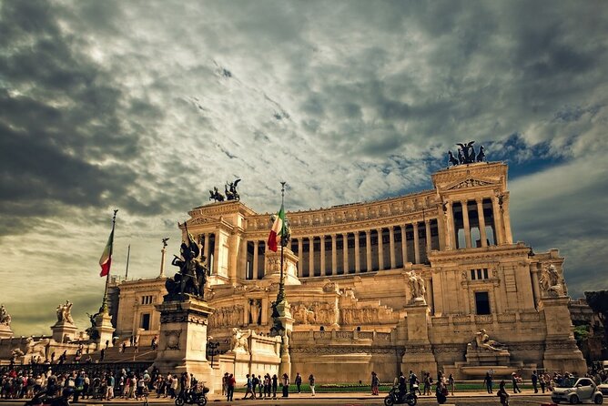 Rome: Private Airport Transfer FCO - Key Points