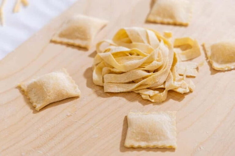 Rome: Ravioli, Fettuccine and Tiramisu Cooking Class