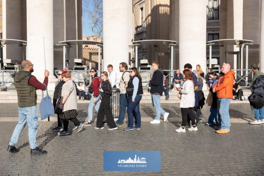 Rome: St. Peter's Basilica Express Guided Tour - St. Peter’s Square: The Entrance to Awe