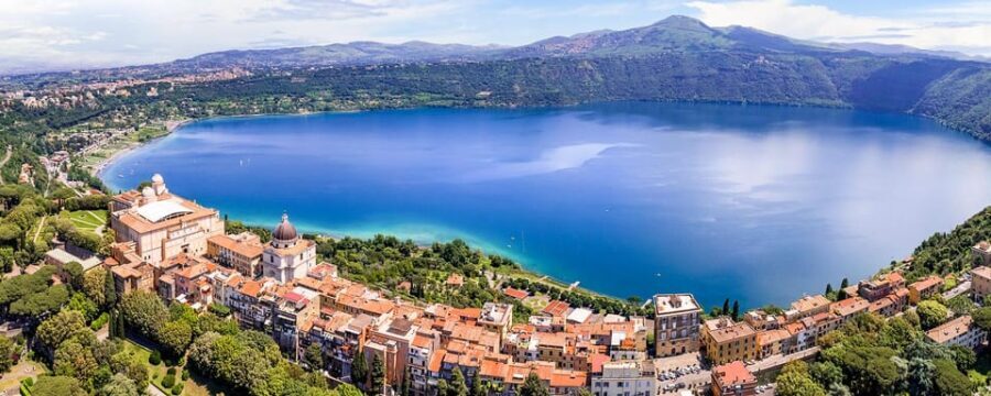 Rome: Visit of Pope's summer residence Private trip - The Scenic Viewpoint of Albano Lake