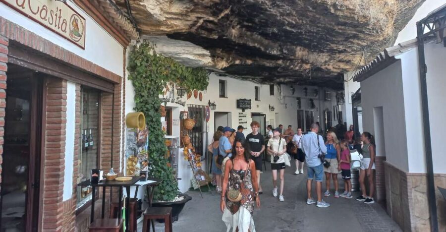 Ronda & Setenil de las Bodegas - SemiPrivate - Journey to Ronda: A Town of Legends