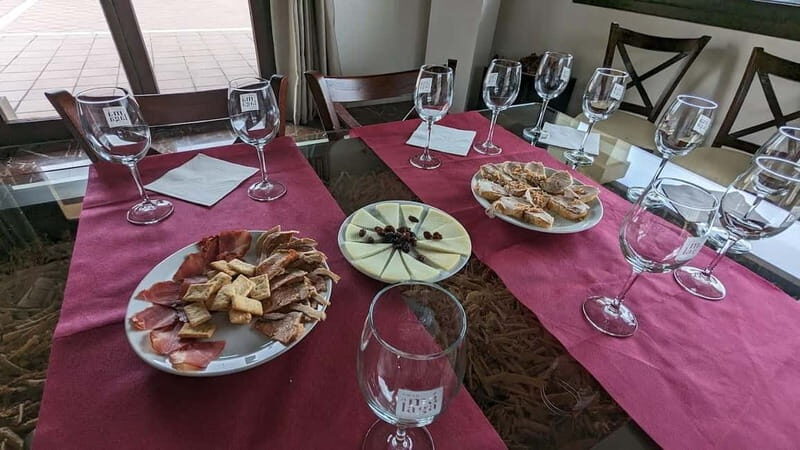 Ronda: Winery Tour with Wine Tasting and Tapas - The Vineyard Tour and Winemaking Process