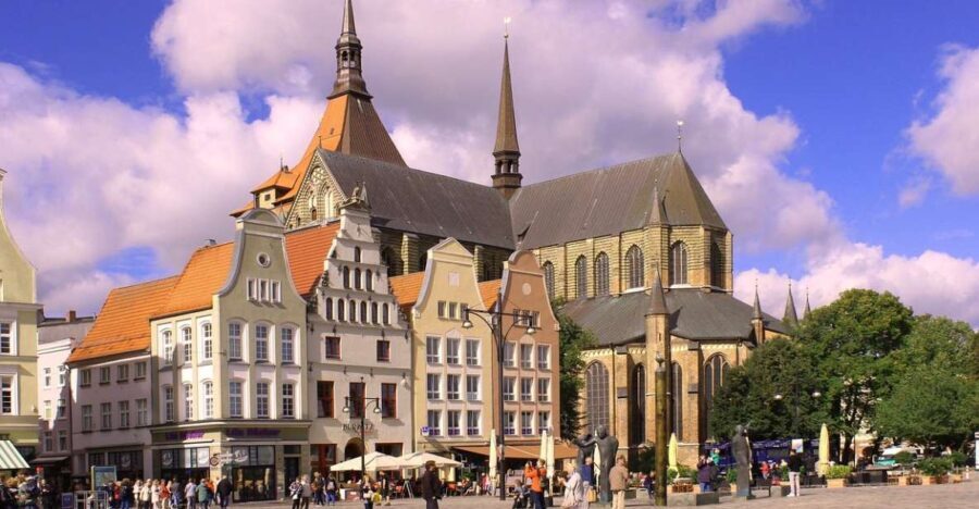 Rostock: Surprise Walk of the city with a Local - Bonus: Customization and Flexibility