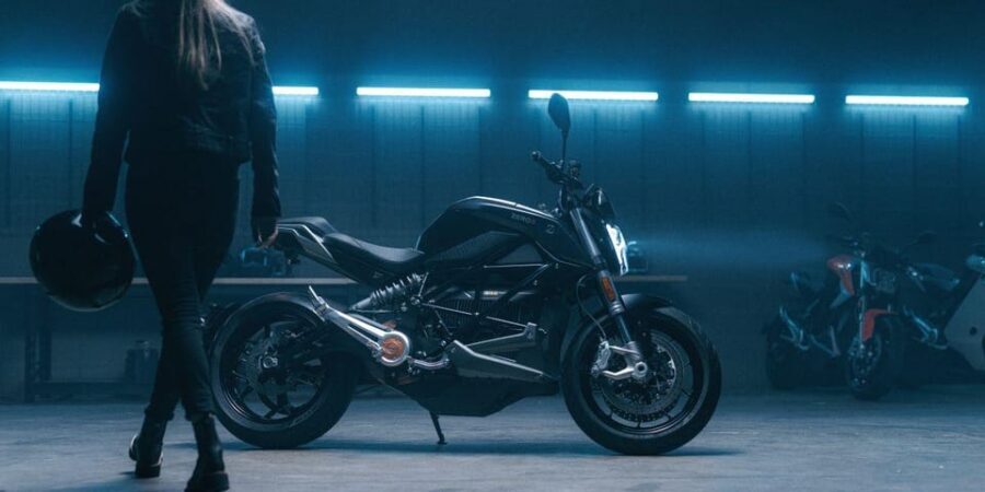 Rostock: Zero SR (40kW) Electric Motorcycle Rental - Why Rent an Electric Motorcycle in Rostock?