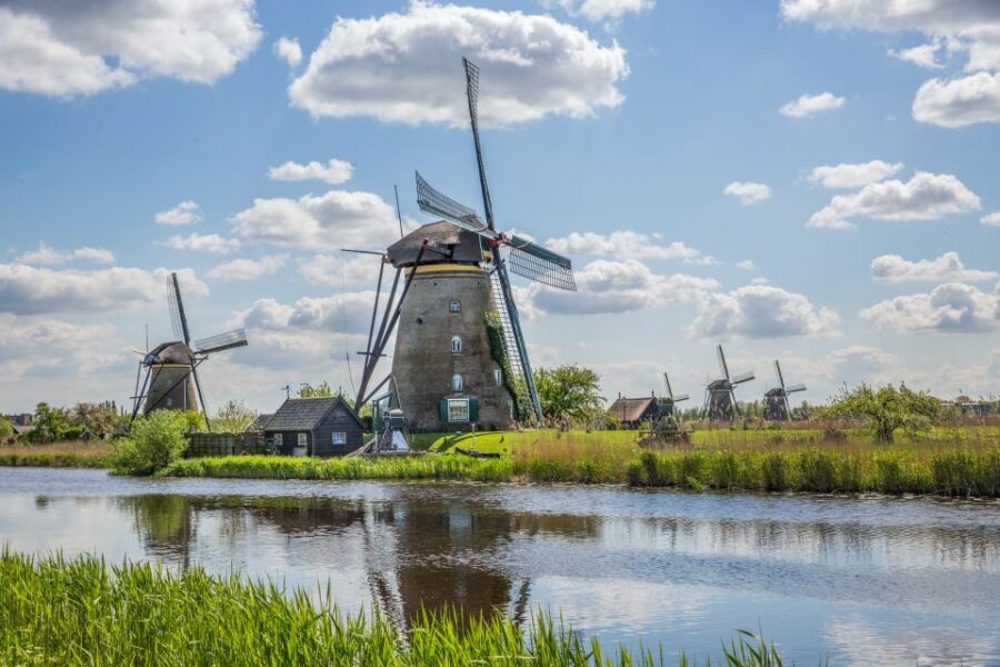 Rotterdam: Kinderdijk UNESCO World Heritage Entry Ticket - In-Depth Look at the Itinerary and Attractions
