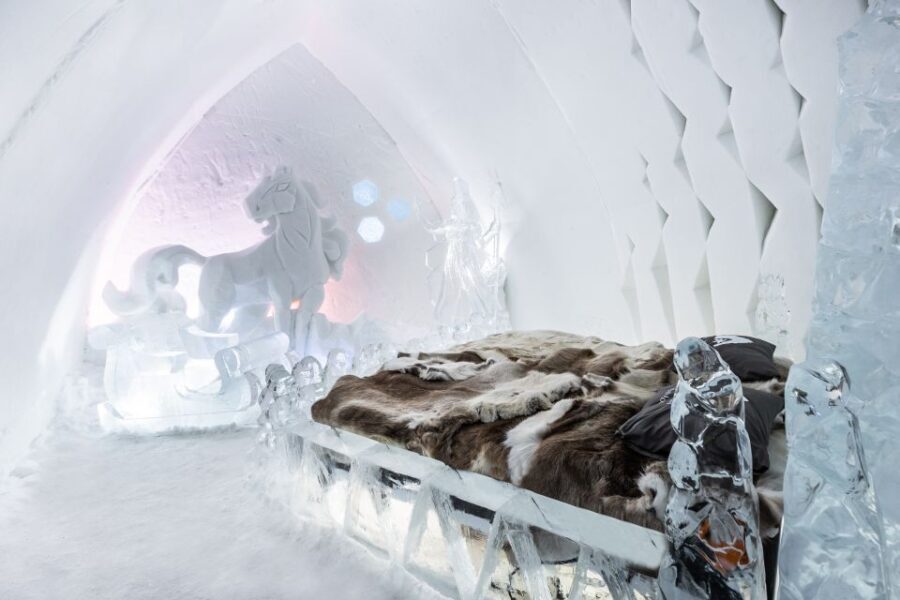 Rovaniemi: Arctic Snow Hotel Tour - Practical Details