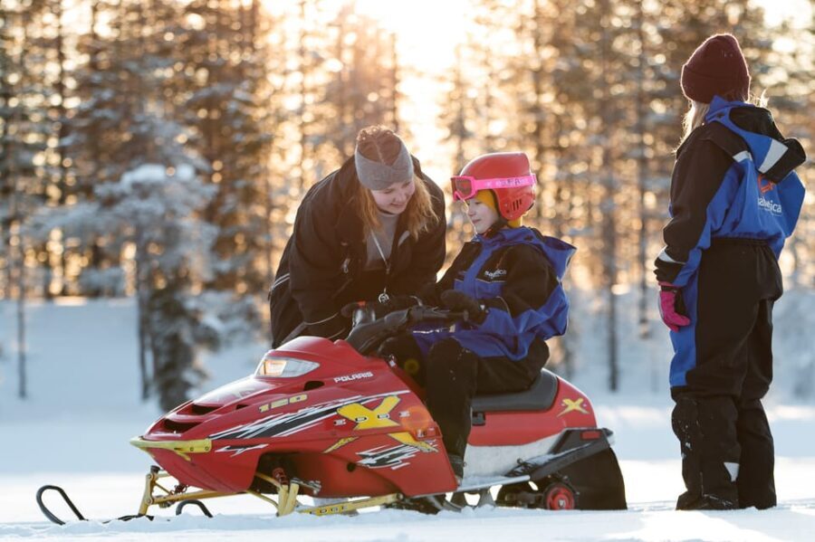 Rovaniemi: Family Snowmobile Trip with Guide and Picnic - What To Expect Daily