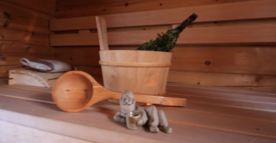 Rovaniemi: Private Sauna, Jacuzzi and Dinner - Making the Most of Your Visit