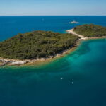 Rovinj Islands: 4-Hour Guided Kayak Tour with drinks - Exploring the Islands