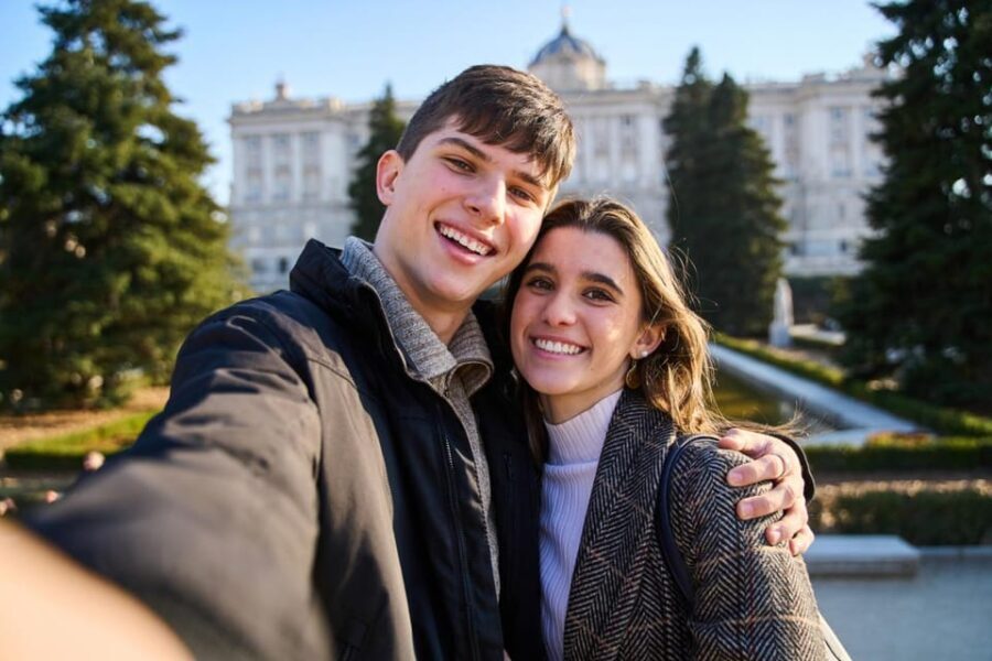 Royal Madrid Walking Tour: Palaces & Plazas - The Experience of the Tour