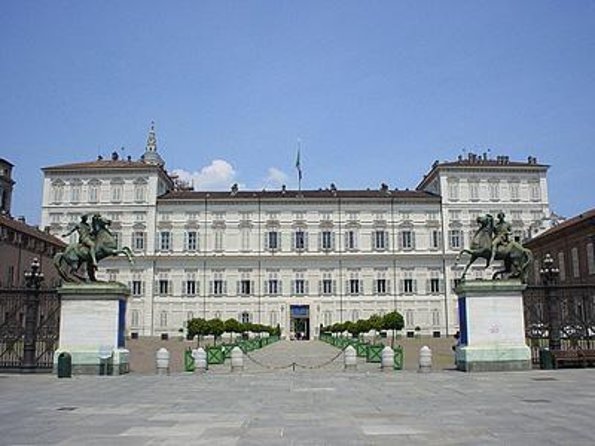 Royal Palace, Armory and Chapel of the Shroud with local Guide - Key Points