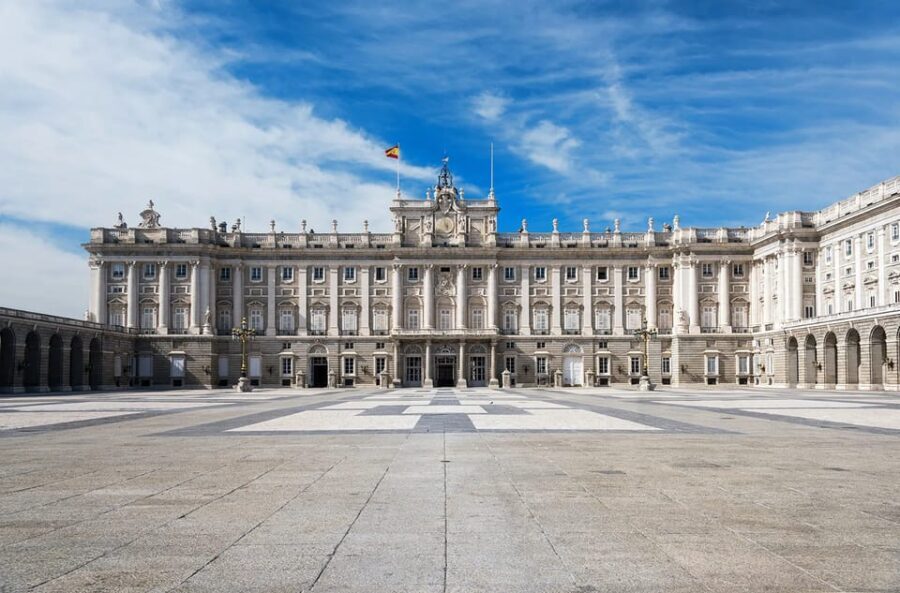 Royal Palace of Madrid Private Tour - Deep Dive into the Experience