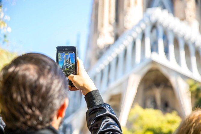 Sagrada Familia guided Tour with a German-Speaking Guide - How the Tour Enhances Your Visit