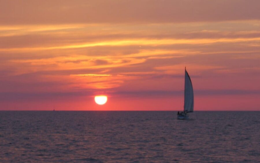Sailboat Sunset Trip in Menorca - Detailed Breakdown of the Itinerary