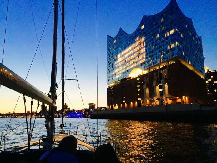 Sailing trip ''the Elbe by night", Hamburg/Elbe - The Route and Specific Stops