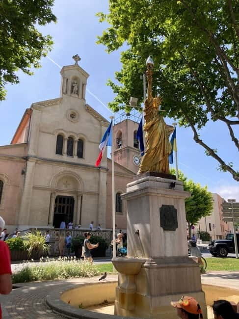 Saint-Cyr-sur-mer: Guided tour and tasting of local specialities - The Flavors of Provence: Tasting Local Specialities