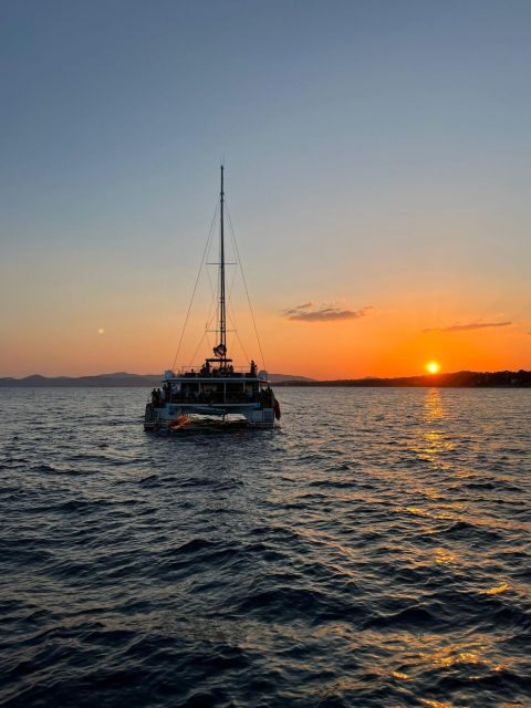Saint Raphaël : Sunset Cruise Cape Dramont & Golden Island - The Itinerary: How the Evening Unfolds