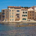 Saint-Tropez: Express Walk with a Local in 60 minutes - A Deeper Dive into the Itinerary