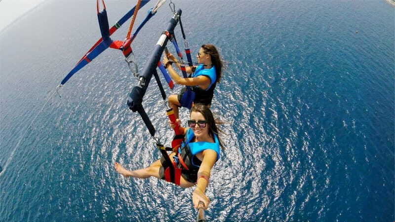 Sainte Maxime: Parasailing - The Boat and Crew: Modern, Knowledgeable, and Friendly