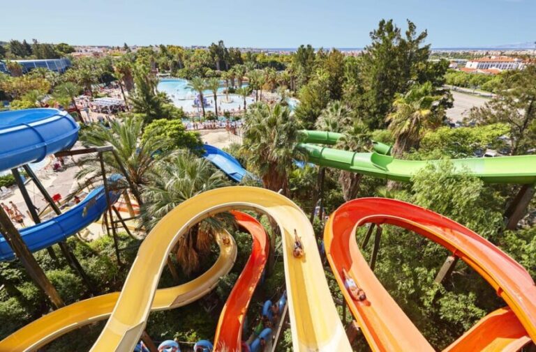Salou: PortAventura Caribe Aquatic Park 1-Day Ticket - The Experience and Ambiance