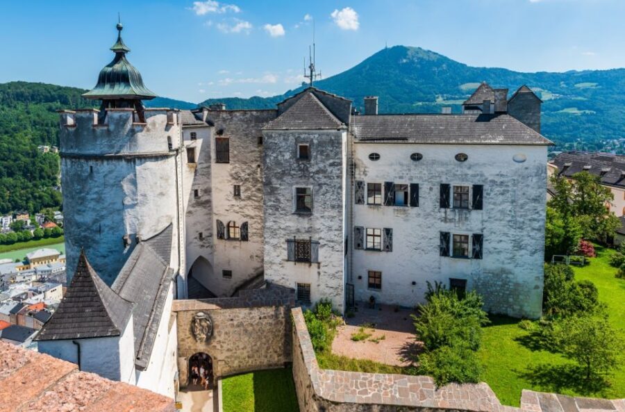 Salzburg: Austrian Food Tasting with Old Town Private Tour - Who Would Love This Tour?