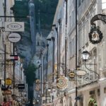 Salzburg Introduction Private Walking Tour - Walking through Salzburg’s Old Town