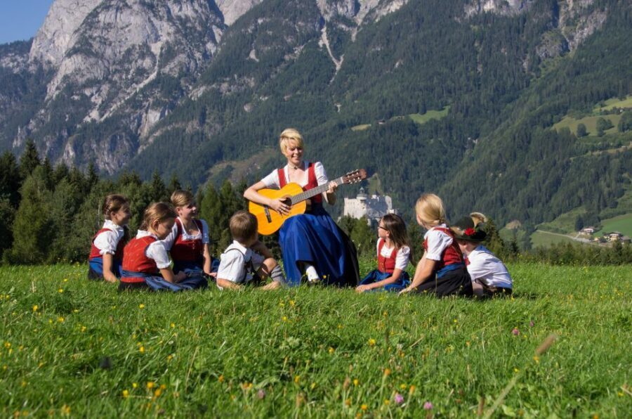Salzburg: Private Eagle's Nest and the Sound of Music Tour - What Sets This Tour Apart