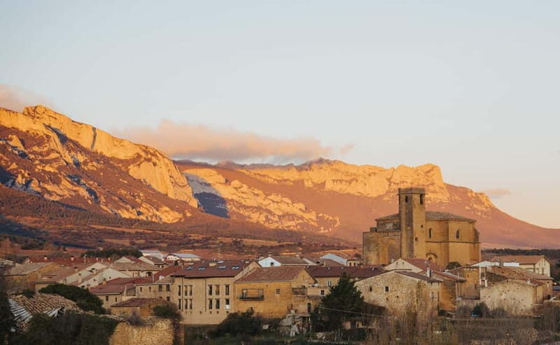 Samaniego: Visit the 3 Alútiz Wineries and taste their wines - The Three Wineries: A Walk Through Time