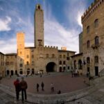 San Gimignano and Volterra: Day Tour from Siena - Exploring Volterra and the Alabaster Craft