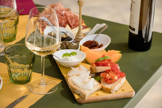 San Gimignano: Chianti wine tasting - Key Points