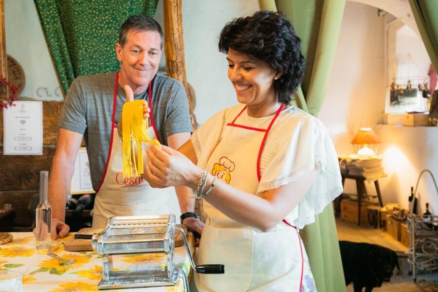 San Gimignano: Pasta Class & Wine Tasting at Local's Home - What Travelers Say