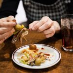 San Sebastian Food Tour with Pintxos & Drinks with a Local - What to Expect from This Pintxos Adventure