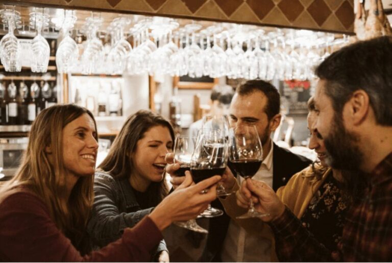 San Sebastian: Pintxos and Wine Tour with 5 Tastings - Why This Tour Is a Great Choice