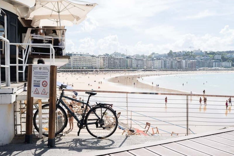 San Sebastián: Private Bike Tour with Guide - Breaking Down the Itinerary