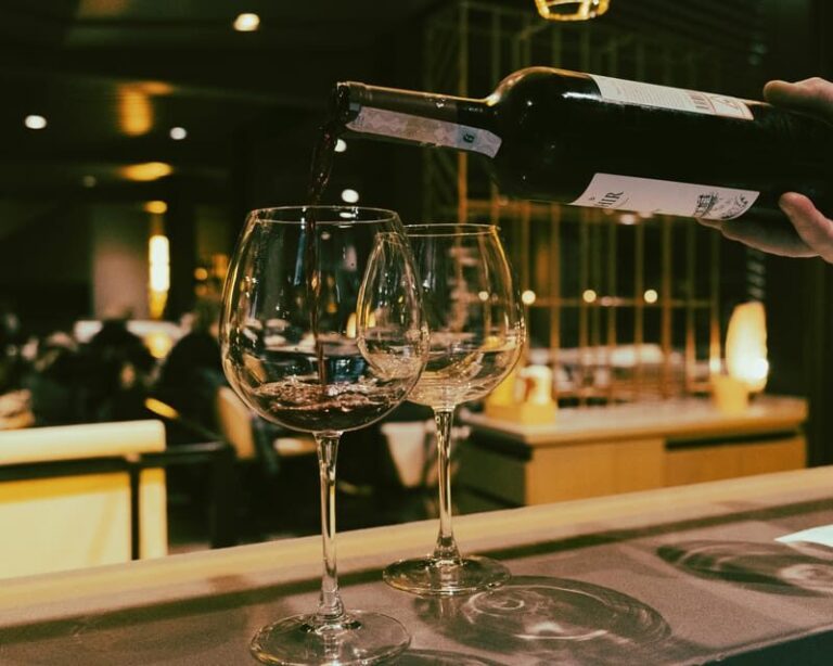 San Sebastian: Private Walking Tour with Pintxo and Drink - The Value of This Tour