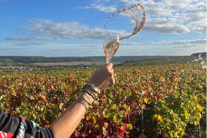 Sancerre Private Wine Tour with 10 Tastings and Lunch from Paris - Transportation and Practical Details