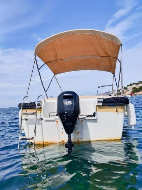 Santa Ponsa: Boat Rental Without Licence - What You Can Expect on Your Day Out