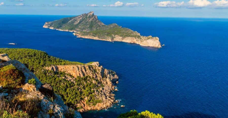 Santa Ponta/Peguera: Dragonera Island Cruise with Swim Stop - Exploring Dragonera Island