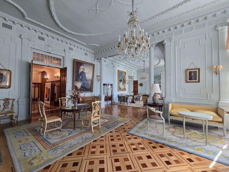 Santander exclusive: Private tour of the peninsula and Magdalena Palace - The Walk on the Magdalena Peninsula