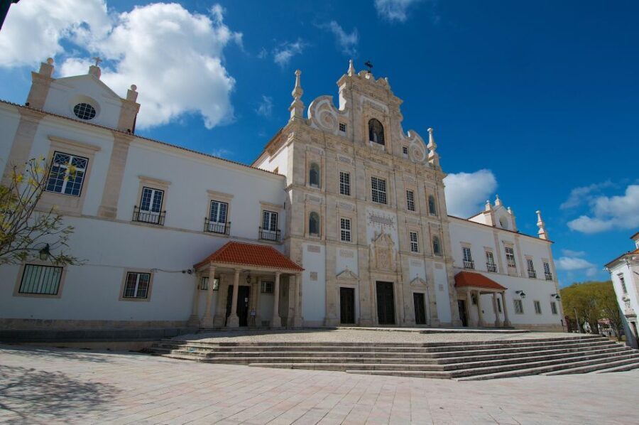 Santarém: Visita à Catedral e Museu Diocesano - Practical Details: What to Expect