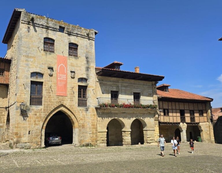 Santillana del Mar: exclusive private tour with Collegiate Church of Santa Juliana - The Value of a Private Guide