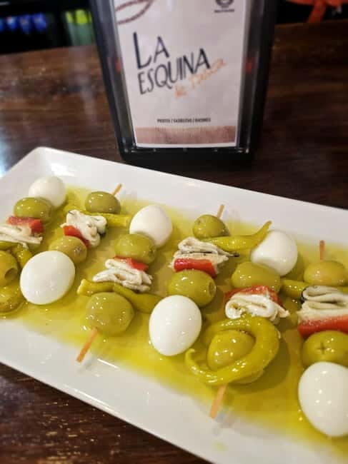 Santoña: Tour and tasting of anchovy gildas - Gastronomic Stops: Tasting the Iconic Gilda