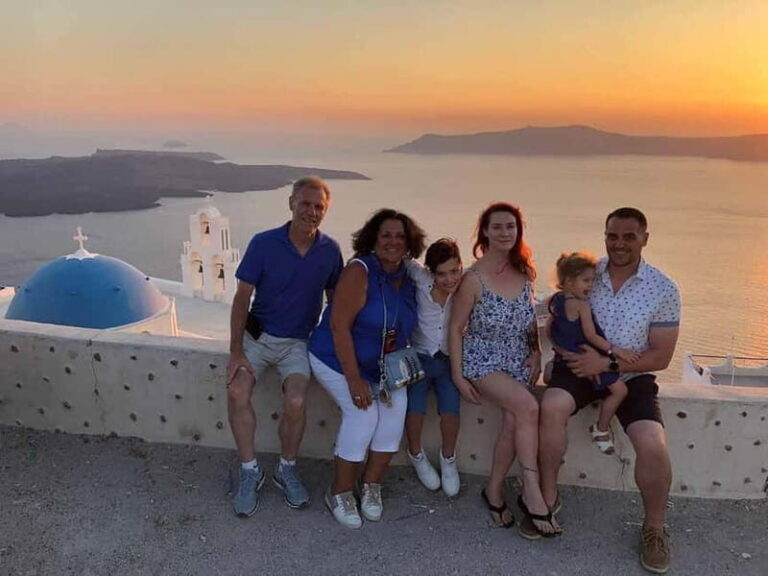 Santorini: Amazing Santorini - 8-Hour Private Tour - Practical Insights