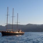 Santorini: Caldera and Oia with King Thiras Boat - The Practical Side: What to Expect and What to Bring