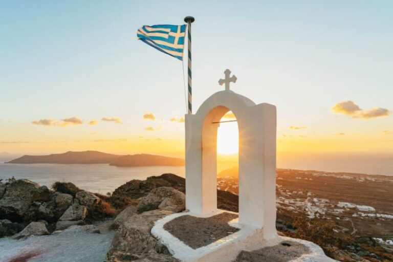 Santorini: Caldera Trail Guided Hike and Sunset Viewing - The Terrain and Physical Aspects
