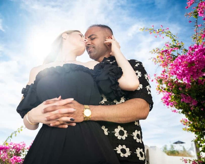 Santorini Couple Photo Session - The Value of This Experience