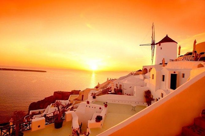 Santorini Fira-Oia-Firostefani 4 Hours - Why Choose a Private Guided Tour?