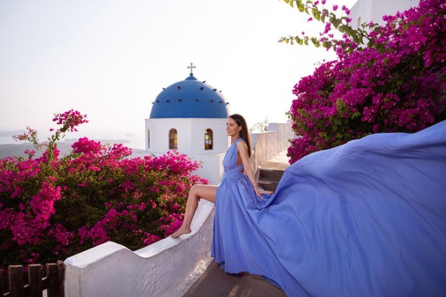 Santorini Flying Dress Photo Experience - What to Expect During the Photoshoot