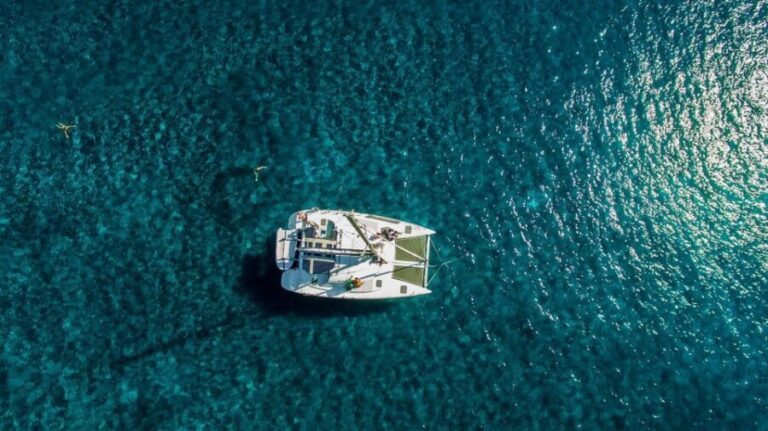 Santorini: Private Catamaran Cruise with Food & Drinks - The Itinerary: What Youll See and Do